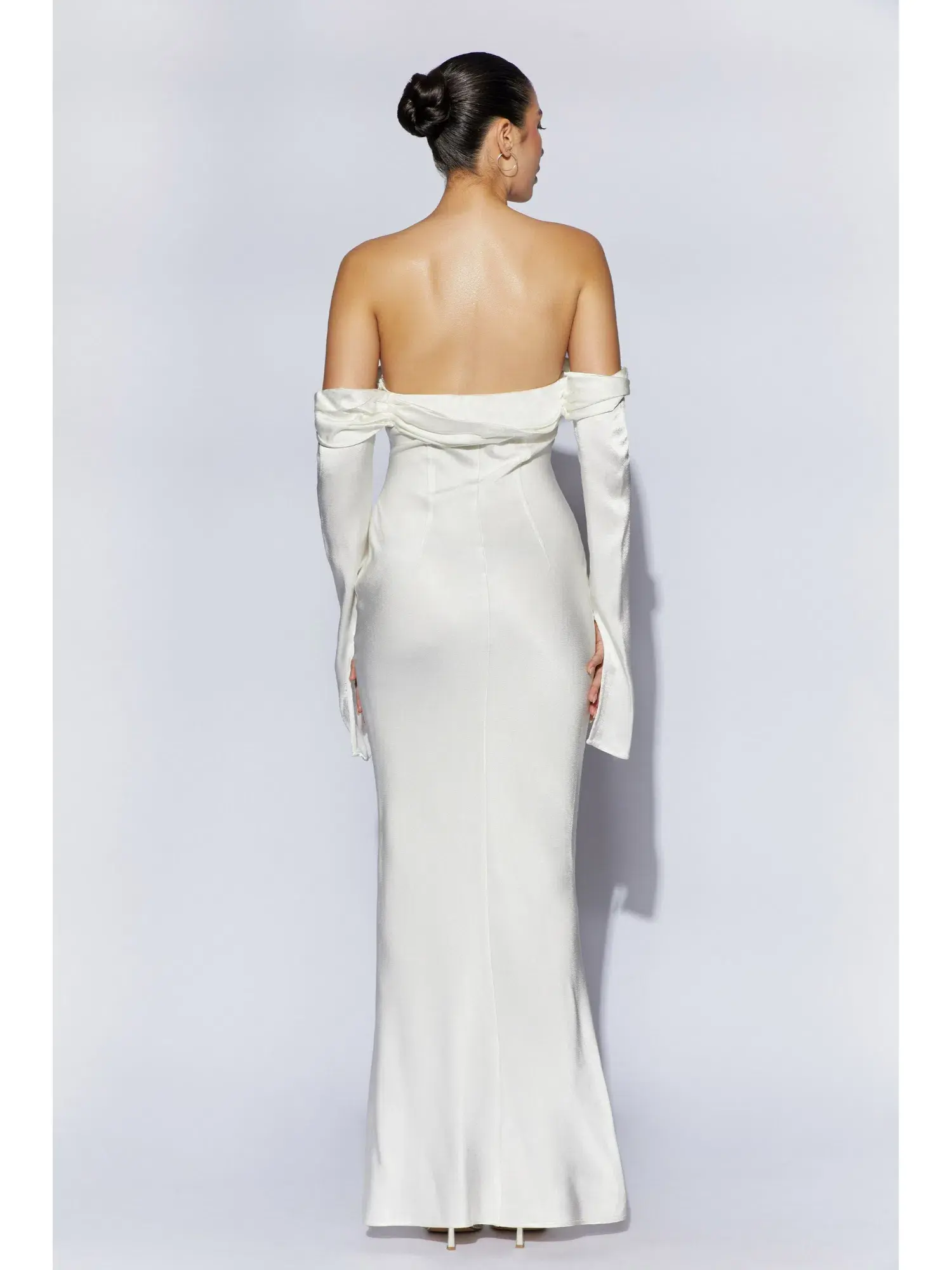 Meshki Dress Hire in AU: Explore The Volte's Exclusive Collection