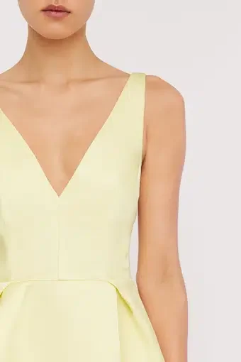 Scanlan Theodore Satin Mini Dress in Lemon Size 8 / S